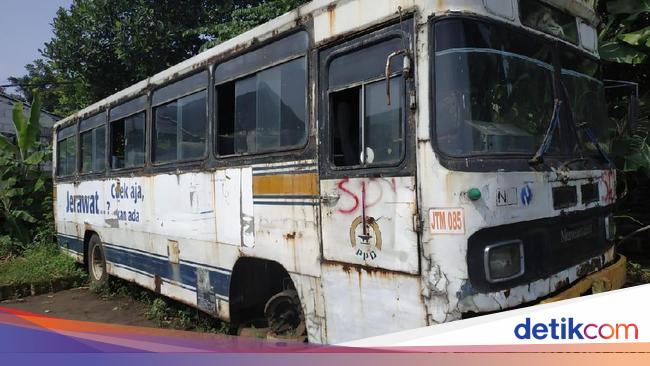 Purnatugas Bus PPD Tua, Menanti untuk Dimutilasi