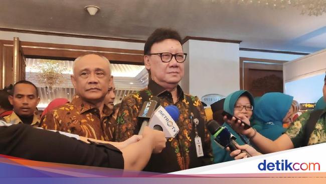 Kata Mendagri soal WNA Punya e-KTP Kata Mendagri soal WNA Punya e-KTP
