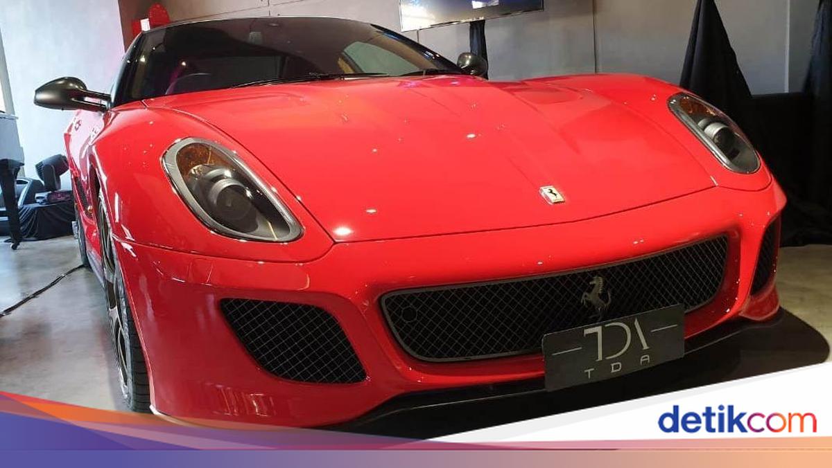 Ferrari Sudah Bekas Saja Tembus Belasan Miliar Rupiah