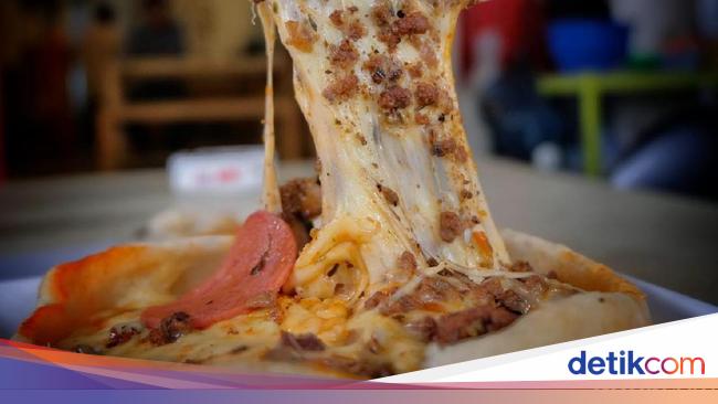 Pizza Mangkok : Uniknya Pizza Enak Dengan Keju Mulur Berlimpah