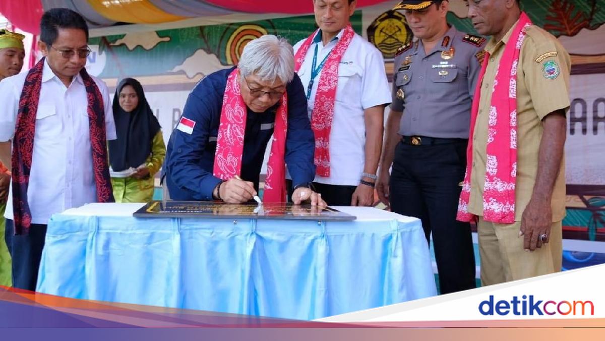 Dirjen Minerba Resmikan Fasilitas Olahraga Milik Antam di Halmahera