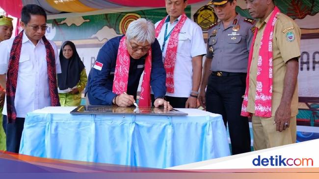 Dirjen Minerba Resmikan Fasilitas Olahraga Milik Antam di Halmahera