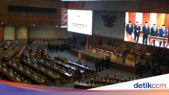 Tari Siwi Utami Dilantik Jadi Anggota DPR Gantikan Fauzi Amro