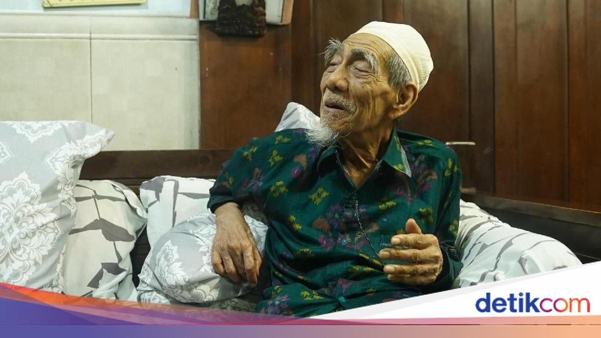 Mbah Moen Wafat di Mekah