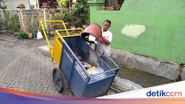 Tukang Sampah di Malang yang Nyaleg Yakin Bakal Terpilih