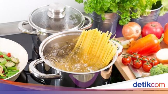7 Manfaat Air Rebusan Pasta, Untuk Menanak Nasi hingga Kukus Sayuran