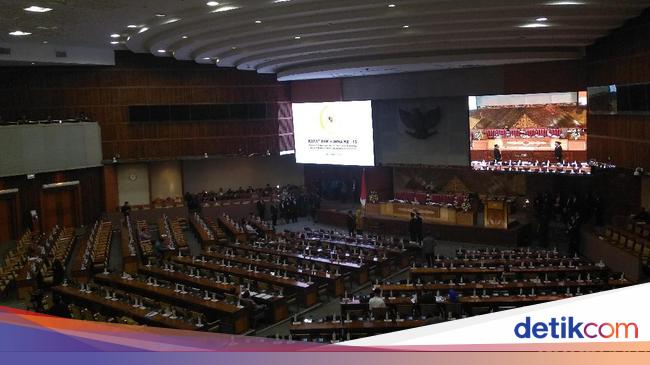 Hasrul Azwar Jadi Dubes, Hasan Husaeni Dilantik Jadi Anggota DPR