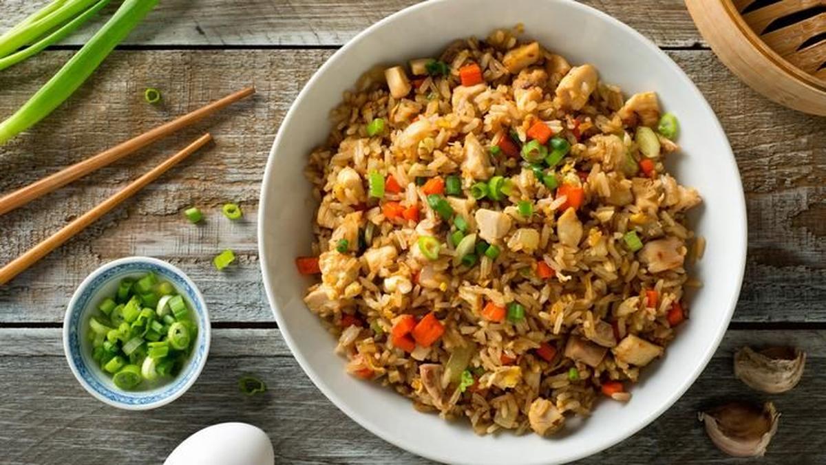 Mengenal Sindrom Nasi Goreng, Keracunan Makanan yang Bikin Diare dan Mual Mengenal Sindrom Nasi Goreng, Keracunan Makanan yang Bikin Diare dan Mual