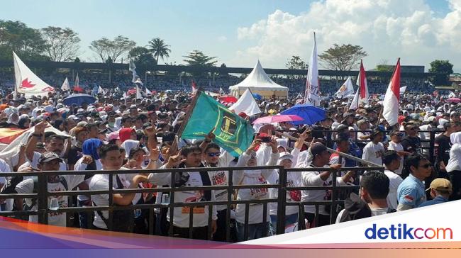 Bendera PPP Berkibar di Kampanye Prabowo-Sandi di Sukabumi