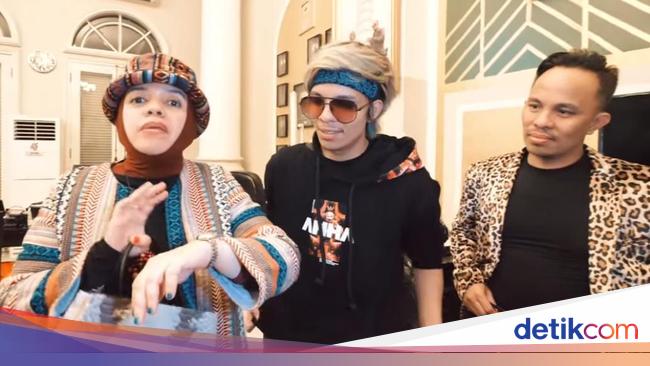 Pembajakan Brand AHHA, Atta Halilintar Cerita Untung dan Ruginya