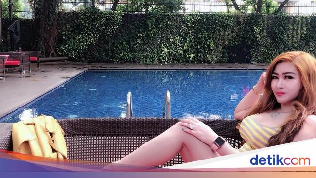 Mengintip Gaya Kulineran Pengacara Seksi Diah Orin yang Bak Sosialita