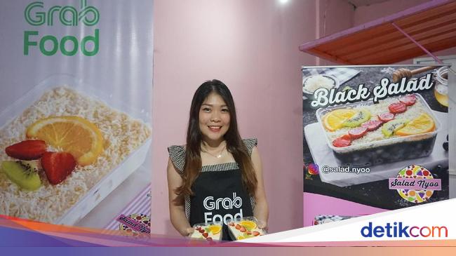 Manisnya Black Salad Racikan Yolanda yang 'Lumeri' Seluruh Yogya
