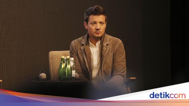 Cerita Persahabatan Avengers di Mata Jeremy Renner