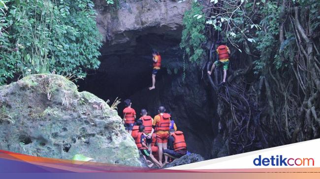 Wisatawan Tewas Usai Lompat dari Ketinggian 7 Meter di Citumang