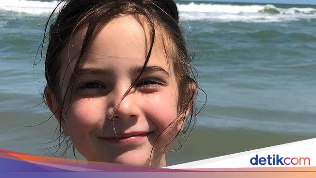 Lexi Rabe, Pemeran Anak Iron Man yang Suka Pose Keren Saat Makan Sushi