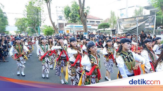 Mengenal Jathilan: Asal-usul, Makna hingga Gerakannya