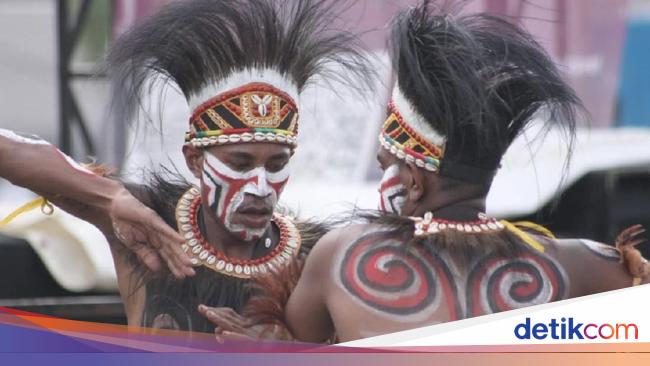 Suku Marind Anim Merauke Punya Pizza Khas Lho, Cobain Deh