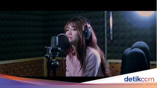 Video Pernikahan Gwen Priscilla dan eks Suami Diana Pungky, Begini ...