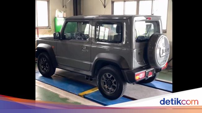 Modifikasi Ringan Suzuki Jimny biar Mirip Mercy G-Class