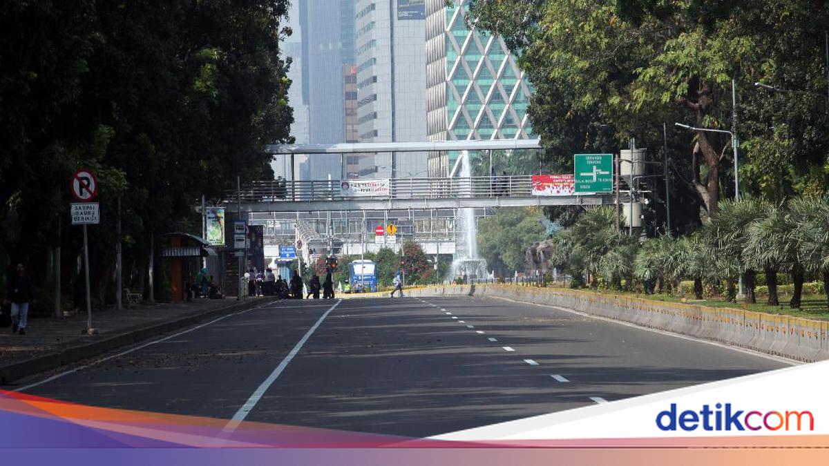 Jalan Merdeka Barat Ditutup Jelang Putusan MKMK, Ini Rekayasa Lalinnya