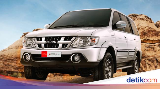 6 Keunggulan Mobil Panther yang Bikin Harga Bekasnya Masih Stabil