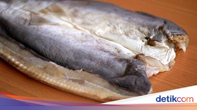 Kebanyakan Makan Ikan Asin Bisa Picu Kanker, Begini Mencegahnya Kebanyakan Makan Ikan Asin Bisa Picu Kanker, Begini Mencegahnya