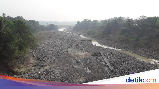 5 Desa Di Bekasi Kekeringan Bpbd Kirim 120 Ribu Liter Air Bersih