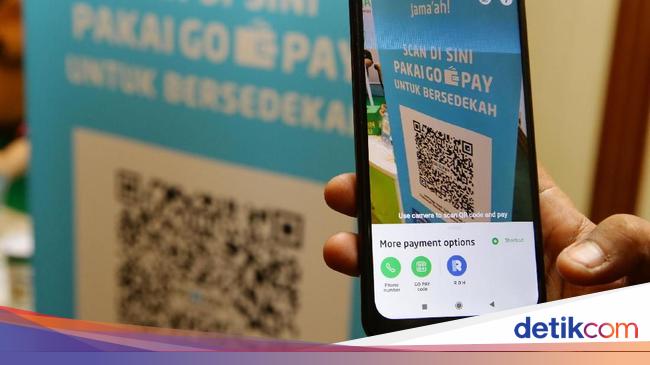 Ada QR Code, Bayar Toilet hingga Beli Starling Kini Bisa Tinggal Scan