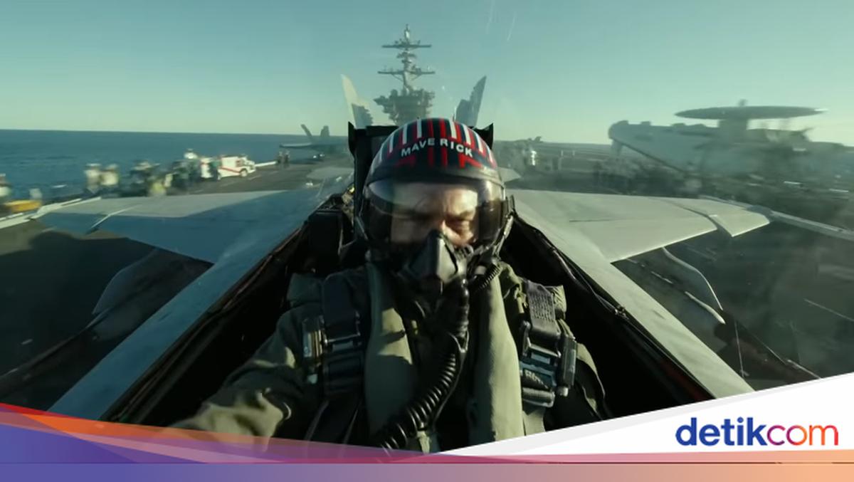 Tom Cruise Tak Pakai Stuntman Saat Terbangkan Jet di Sekuel 'Top Gun 2'