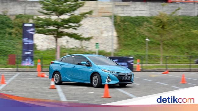 Modifikasi Mobil Bensin Jadi Listrik Tidak Ekonomis