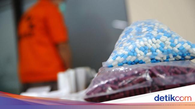 Distributor 'Nakal' Bikin Obat Palsu, Salurkan ke 197 Apotek di Jabodetabek