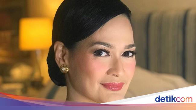 Fakta Menarik Ad Hanafiah, Suami Ketiga Donna Harun