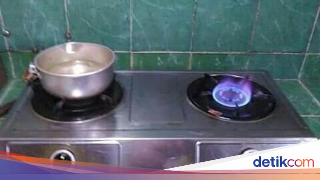 10 Meme Masak Kebalik Ini Bikin Ngakak Netizen