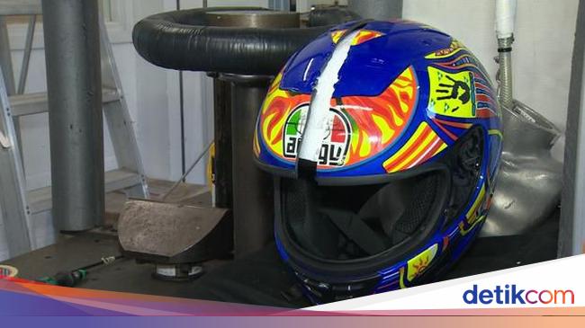 Bahaya Pakai Helm Palsu