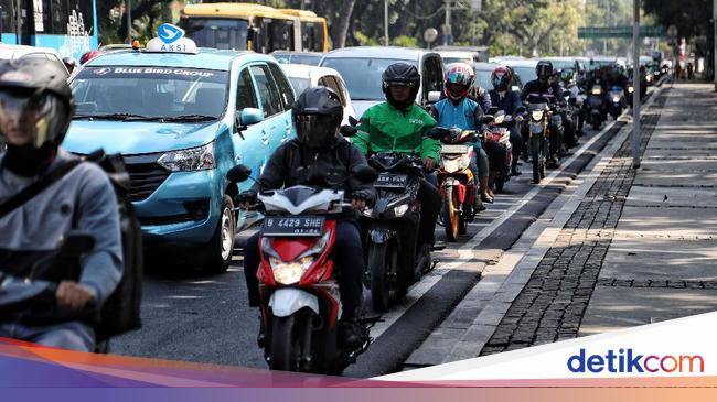 Sepeda Motor Jadi 'Kambing Hitam' Polusi dan Macet di Jakarta