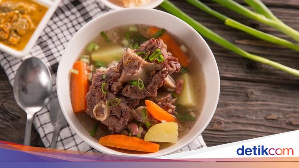 Ini Cara Bikin Sop Daging Sapi Berkuah Bening yang Enak