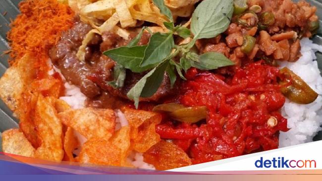 Ayo, Sarapan Nasi Langgi, Nasi Campur Paling Enak di Jawa!