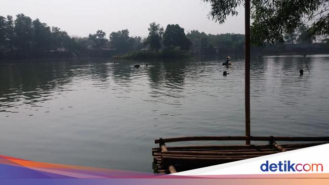Cari Ikan, 2 Remaja Tenggelam di Danau Cibereum Bekasi Cari Ikan, 2 Remaja Tenggelam di Danau Cibereum Bekasi