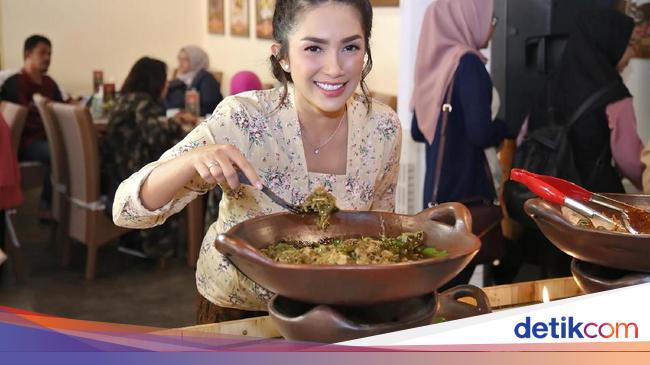 5 Resto Artis Lokal Ini Punya Makanan Tradisional yang Sedap