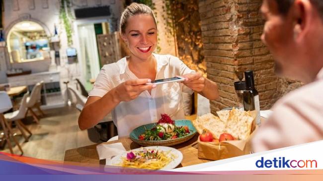 Pesan Banyak Menu di Resto, Influencer Sering Buang-buang Makanan