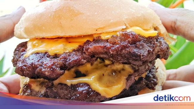 Burger Bener : Cukup Rp 13 Ribu Bisa Makan Burger Enak di Sini