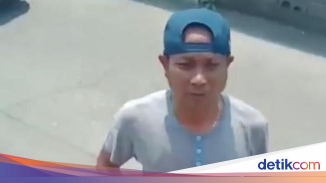 Respons Dishub Cimahi soal Pria Bertopi Pungli Sopir Truk Respons Dishub Cimahi soal Pria Bertopi Pungli Sopir Truk