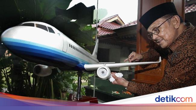 BJ Habibie di Balik Mimpi Mobil Nasional Maleo