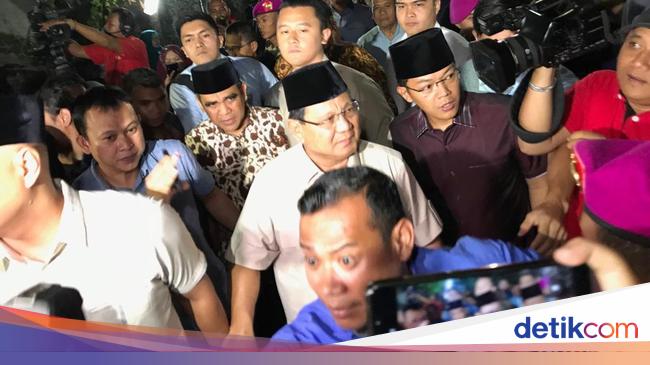 Melayat ke Rumah Duka, Prabowo Kenang Pertemuan Terakhir dengan Habibie Melayat ke Rumah Duka, Prabowo Kenang Pertemuan Terakhir dengan Habibie