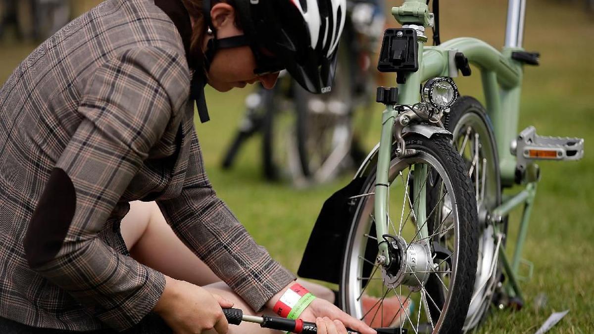 Terpopuler: Brompton dan Tren Sepeda Hits Harga Selangit