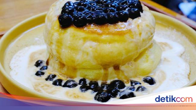 Pan & Co. : Antre Demi Lembut Fluffy Pancake Jepang Topping Boba