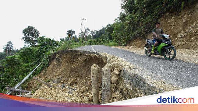 Viral Jalan di Aceh Mulus Banget, Tapi yang Rusak Juga Nggak Kalah Banyak