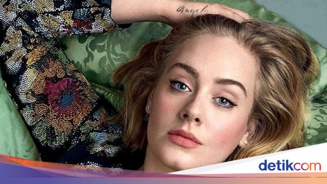 Adele Ungkap Alasan Mengejutkan Dirinya Pilih Turunkan Berat Badan Adele Ungkap Alasan Mengejutkan Dirinya Pilih Turunkan Berat Badan
