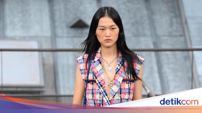 20 Koleksi Busana Ready to Wear Chanel untuk Musim Semi 2020