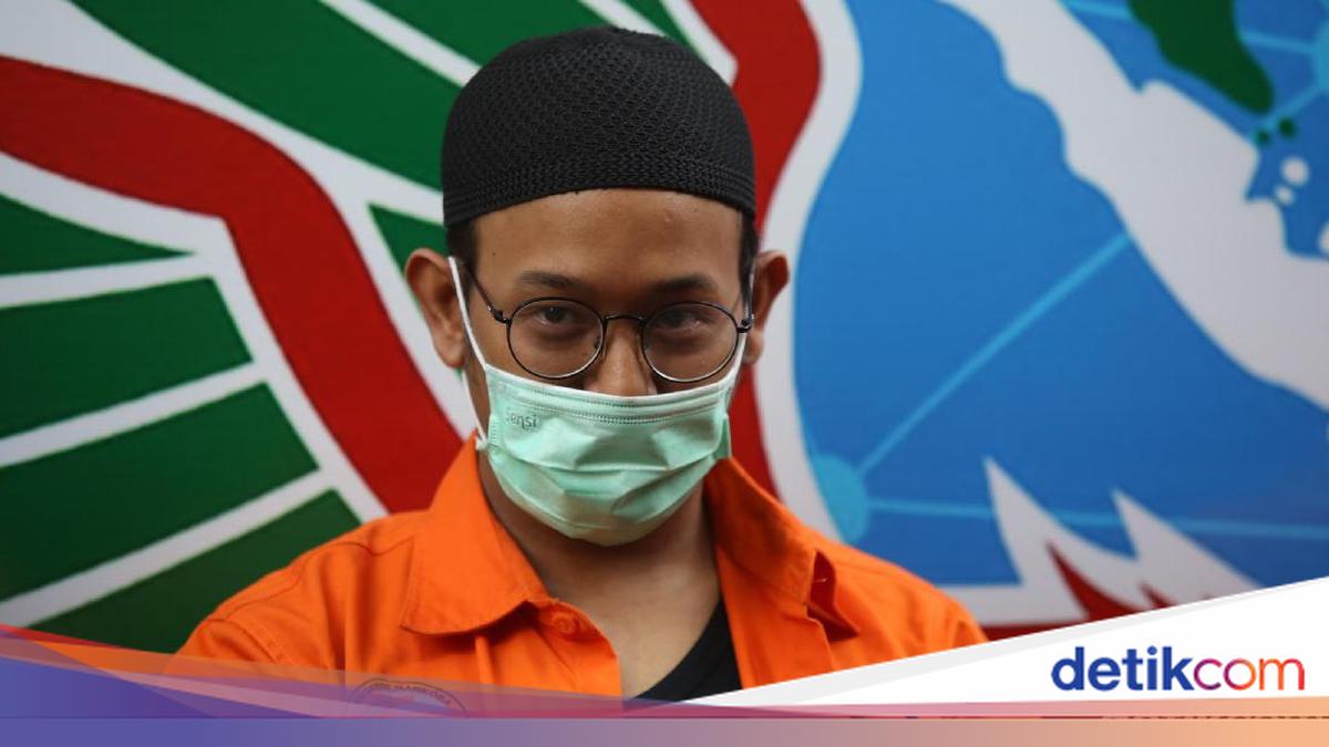Pengakuan Rifat Umar soal Ganja dan Sekamar dengan Perempuan di Kos
